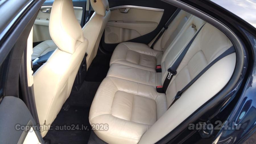 Volvo S80 2010 in Kardla, with an engine capacity of 2.40 L and mileage of 313 thousand km for 6300 €, photo 11 on AUTOMOTO.COM.LV