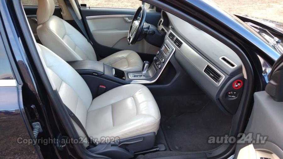 Volvo S80 2010 in Kardla, with an engine capacity of 2.40 L and mileage of 313 thousand km for 6300 €, photo 12 on AUTOMOTO.COM.LV