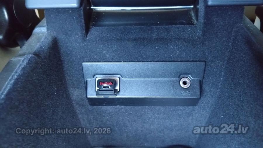 Volvo S80 2010 in Kardla, with an engine capacity of 2.40 L and mileage of 313 thousand km for 6300 €, photo 17 on AUTOMOTO.COM.LV