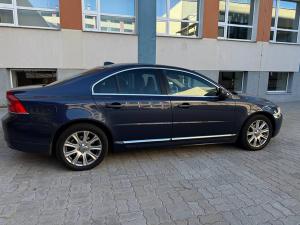Volvo S80 2010 in Tallinn, with an engine capacity of 2.50 L and mileage of 343 thousand km for 3850 €, photo 3 on AUTOMOTO.COM.LV