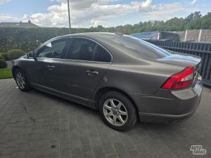 Volvo S80 2010 in Marijampole, with an engine capacity of 1.60 L and mileage of 300 thousand km for 2800 €, photo 7 on AUTOMOTO.COM.LV