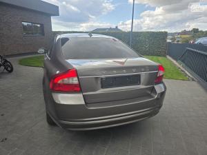Volvo S80 2010 in Marijampole, with an engine capacity of 1.60 L and mileage of 300 thousand km for 2800 €, photo 10 on AUTOMOTO.COM.LV