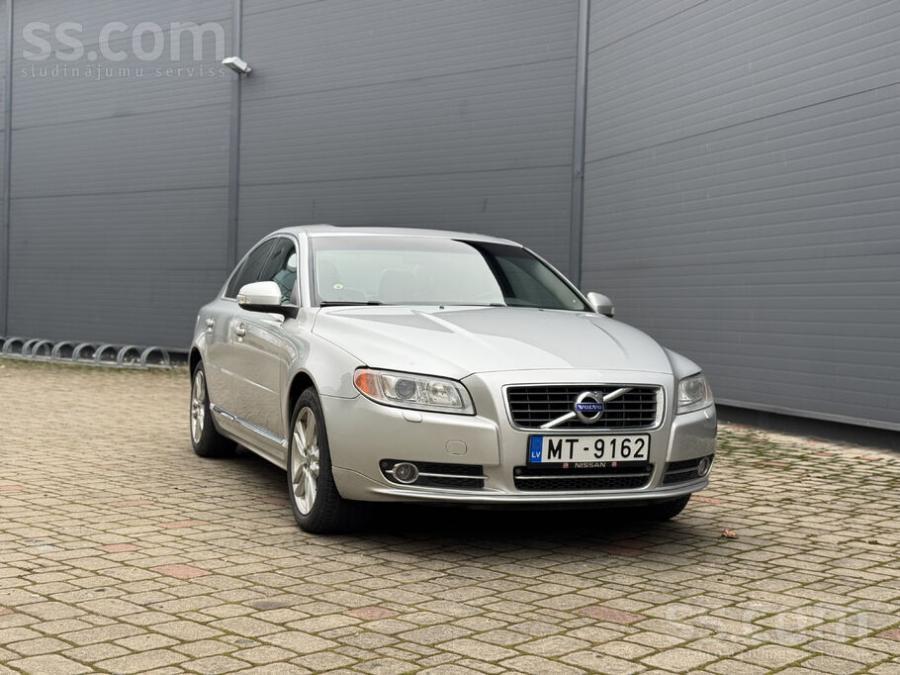 Volvo S80 2011 Daugavpils, ar dzinēja tilpumu 2.40 L un nobraukumu 310 tūkst. km par 4800 €, foto 6 vietnē AUTOMOTO.COM.LV