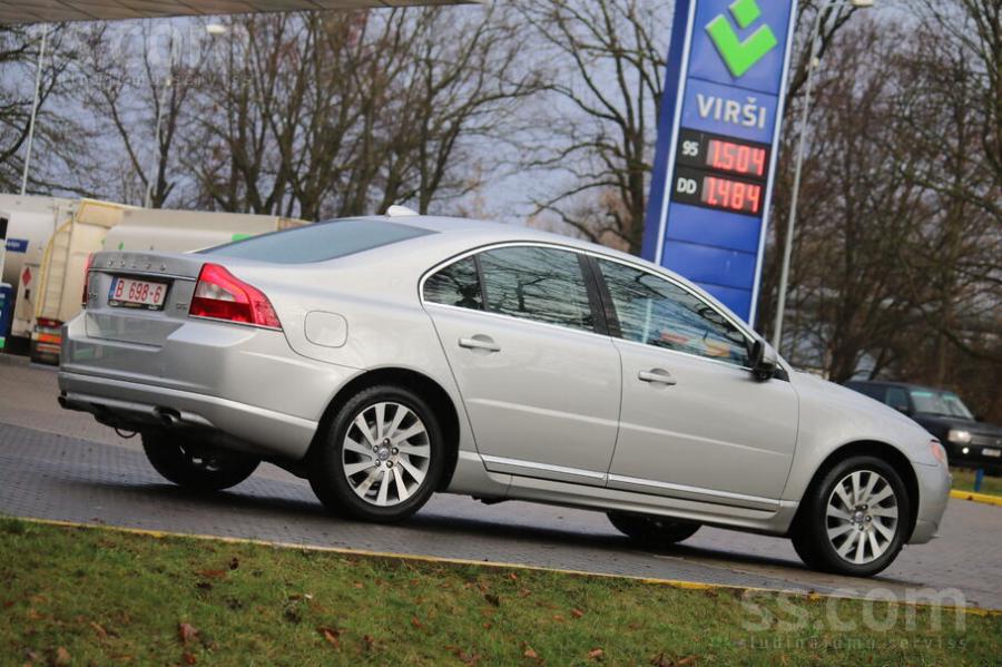 Volvo S80 2011 Rīga, ar dzinēja tilpumu 2.40 L un nobraukumu 0 tūkst. km par 7990 €, foto 6 vietnē AUTOMOTO.COM.LV