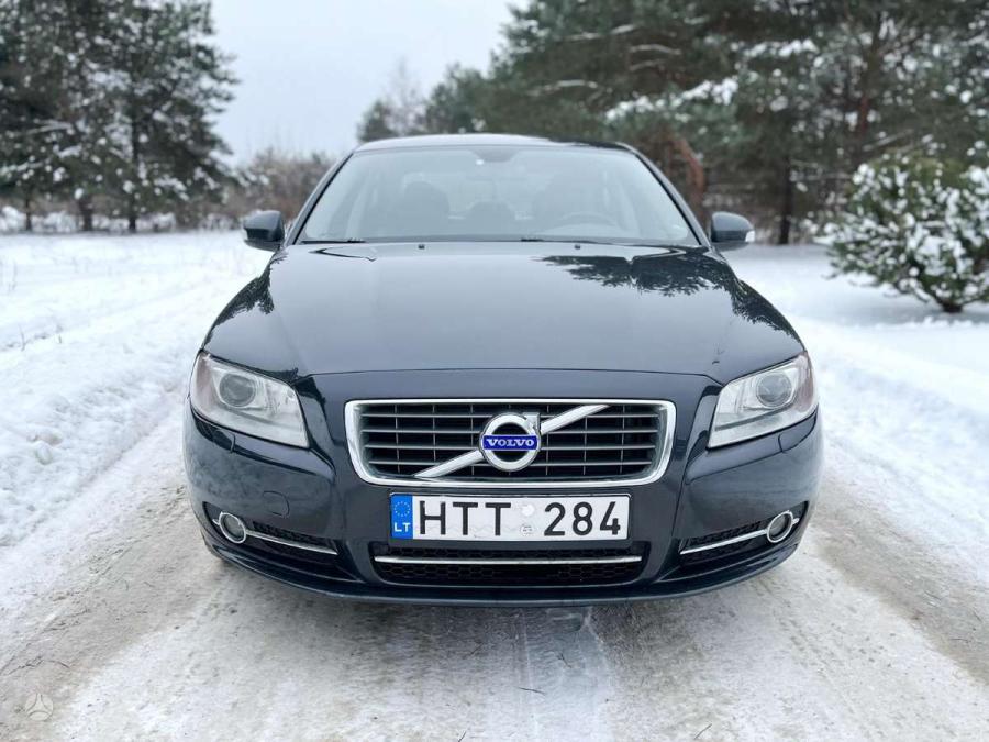 Volvo S80 2011 Viļņa, ar dzinēja tilpumu 1.98 L un nobraukumu 320 tūkst. km par 3950 €, foto 2 vietnē AUTOMOTO.COM.LV