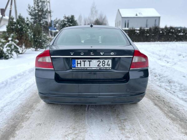 Volvo S80 2011 Viļņa, ar dzinēja tilpumu 1.98 L un nobraukumu 320 tūkst. km par 3950 €, foto 5 vietnē AUTOMOTO.COM.LV