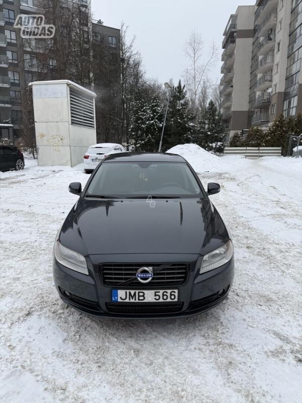 Volvo S80 2011 Viļņa, ar dzinēja tilpumu 2.40 L un nobraukumu 390 tūkst. km par 4800 €, foto 1 vietnē AUTOMOTO.COM.LV