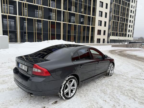 Volvo S80 2011 Viļņa, ar dzinēja tilpumu 2.40 L un nobraukumu 390 tūkst. km par 4800 €, foto 6 vietnē AUTOMOTO.COM.LV