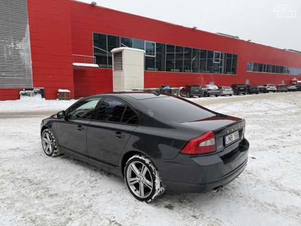 Volvo S80 2011 Viļņa, ar dzinēja tilpumu 2.40 L un nobraukumu 390 tūkst. km par 4800 €, foto 8 vietnē AUTOMOTO.COM.LV