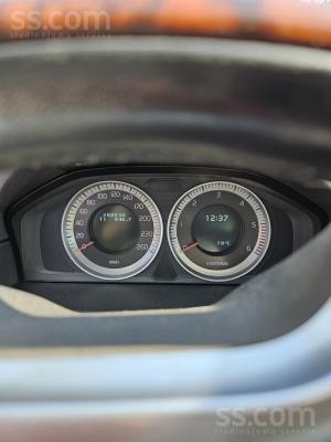 Volvo S80 2011 Dobele, ar dzinēja tilpumu 2.00 L un nobraukumu 288 tūkst. km par 5000 €, foto 4 vietnē AUTOMOTO.COM.LV