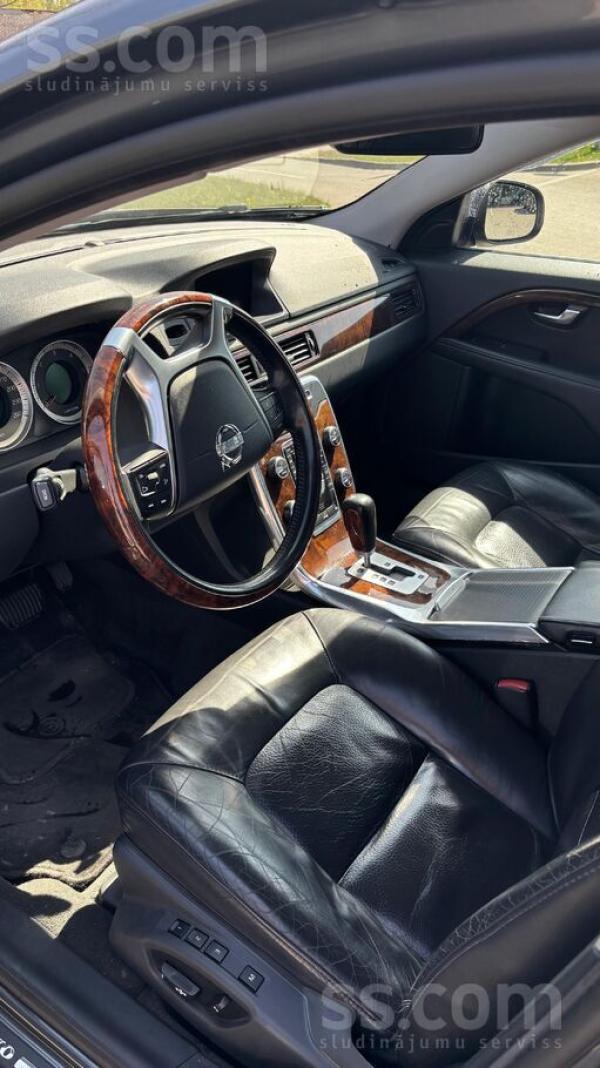 Volvo S80 2011 in Dobele, with an engine capacity of 2.00 L and mileage of 288 thousand km for 5000 €, photo 5 on AUTOMOTO.COM.LV