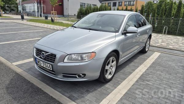 Volvo S80 2012 Jelgava, ar dzinēja tilpumu 2.00 L un nobraukumu 310 tūkst. km par 6300 €, foto 1 vietnē AUTOMOTO.COM.LV