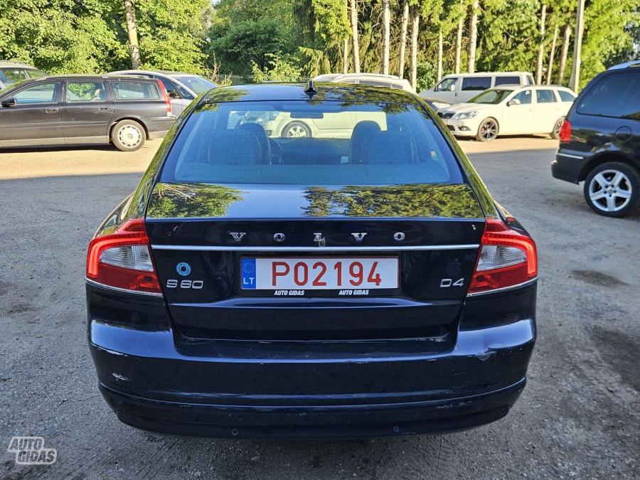 Volvo S80 2013 Širvintos, ar dzinēja tilpumu 2.00 L un nobraukumu 262 tūkst. km par 4700 €, foto 6 vietnē AUTOMOTO.COM.LV