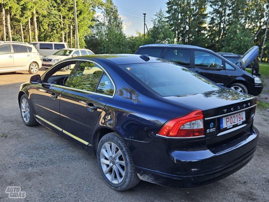 Volvo S80 2013 Širvintos, ar dzinēja tilpumu 2.00 L un nobraukumu 262 tūkst. km par 4700 €, foto 7 vietnē AUTOMOTO.COM.LV