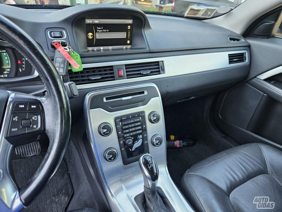 Volvo S80 2013 Širvintos, ar dzinēja tilpumu 2.00 L un nobraukumu 262 tūkst. km par 4700 €, foto 14 vietnē AUTOMOTO.COM.LV