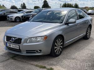 Volvo S80 2013 in Riga, with an engine capacity of 2.00 L and mileage of 260 thousand km for 4990 €, photo 4 on AUTOMOTO.COM.LV
