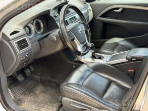 Volvo S80 2013 in Riga, with an engine capacity of 2.00 L and mileage of 260 thousand km for 4990 €, photo 8 on AUTOMOTO.COM.LV