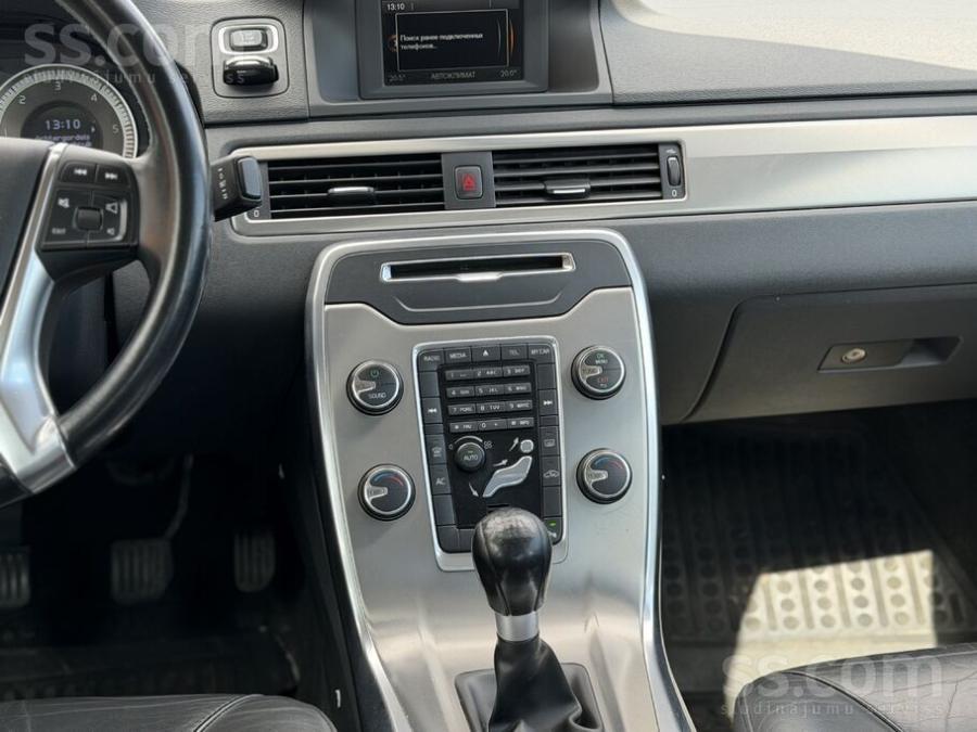 Volvo S80 2013 in Riga, with an engine capacity of 2.00 L and mileage of 260 thousand km for 4990 €, photo 9 on AUTOMOTO.COM.LV