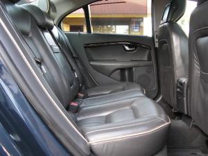 Volvo S80 2013 in Sigulda, with an engine capacity of 2.00 L and mileage of 220 thousand km for 8950 €, photo 32 on AUTOMOTO.COM.LV