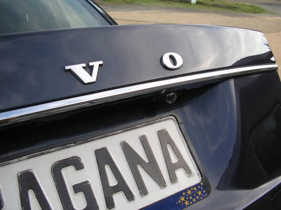 Volvo S80 2013 in Sigulda, with an engine capacity of 2.00 L and mileage of 220 thousand km for 8950 €, photo 40 on AUTOMOTO.COM.LV