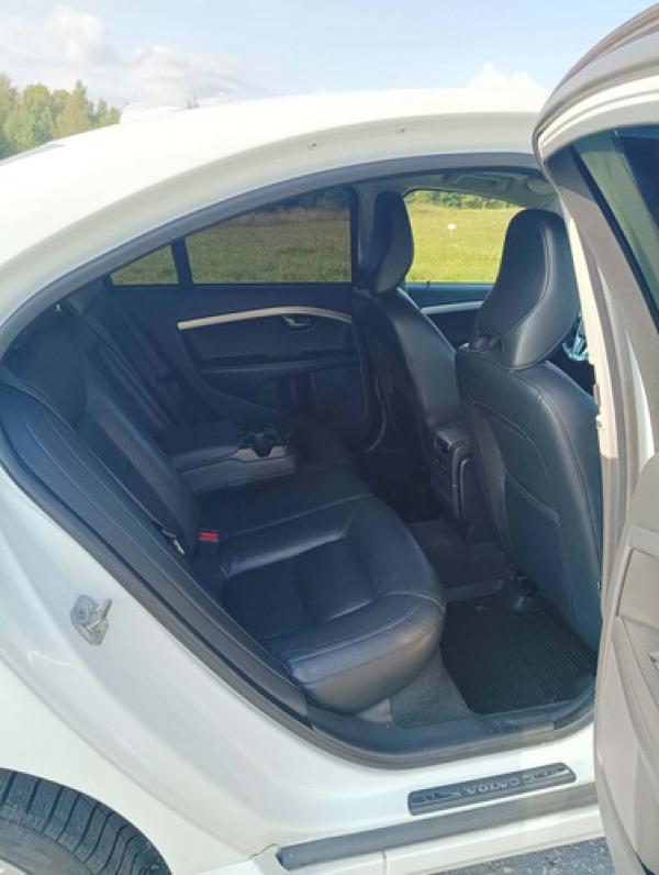 Volvo S80 2014 in Rapla, with an engine capacity of 0.00 L and mileage of 290 thousand km for 8250 €, photo 9 on AUTOMOTO.COM.LV