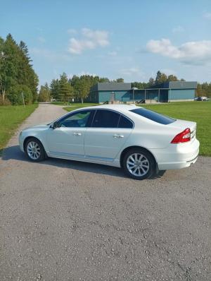 Volvo S80 2014 in Rapla, with an engine capacity of 0.00 L and mileage of 290 thousand km for 8250 €, photo 13 on AUTOMOTO.COM.LV