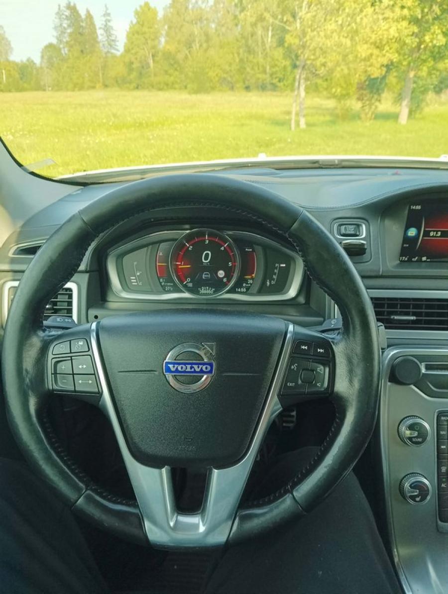 Volvo S80 2014 in Rapla, with an engine capacity of 0.00 L and mileage of 290 thousand km for 8250 €, photo 17 on AUTOMOTO.COM.LV