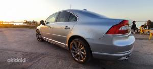 Volvo S80 2015 in Tallinn, with an engine capacity of 2.40 L and mileage of 258 thousand km for 8800 €, photo 6 on AUTOMOTO.COM.LV