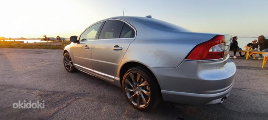 Volvo S80 2015 in Tallinn, with an engine capacity of 2.40 L and mileage of 258 thousand km for 8800 €, photo 6 on AUTOMOTO.COM.LV