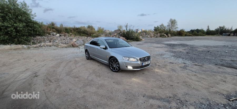 Volvo S80 2015 in Tallinn, with an engine capacity of 2.40 L and mileage of 258 thousand km for 8800 €, photo 7 on AUTOMOTO.COM.LV