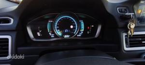 Volvo S80 2015 in Tallinn, with an engine capacity of 2.40 L and mileage of 258 thousand km for 8800 €, photo 9 on AUTOMOTO.COM.LV