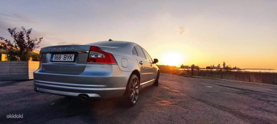 Volvo S80 2015 in Tallinn, with an engine capacity of 2.40 L and mileage of 258 thousand km for 8800 €, photo 17 on AUTOMOTO.COM.LV