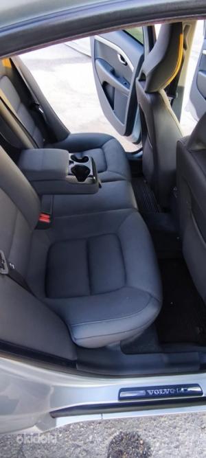 Volvo S80 2015 in Tallinn, with an engine capacity of 2.40 L and mileage of 258 thousand km for 8800 €, photo 25 on AUTOMOTO.COM.LV