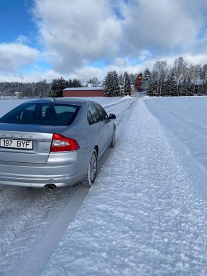 Volvo S80 2015 in Tallinn, with an engine capacity of 2.00 L and mileage of 275 thousand km for 7500 €, photo 12 on AUTOMOTO.COM.LV