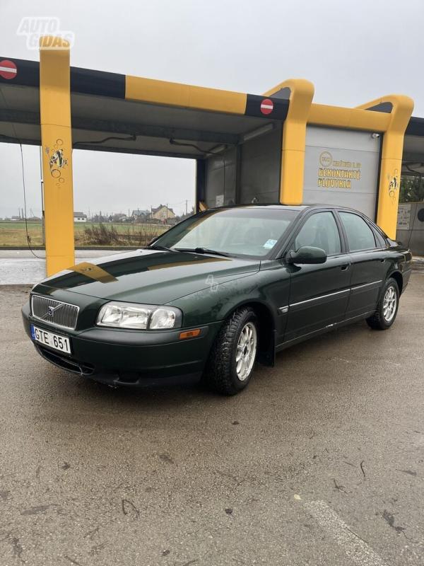 Volvo S80 1999 Šauļi, ar dzinēja tilpumu 2.50 L un nobraukumu 369 tūkst. km par 1000 €, foto 2 vietnē AUTOMOTO.COM.LV