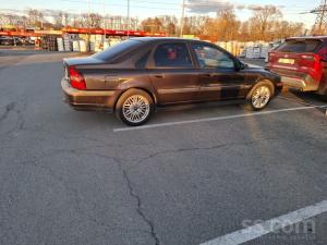 Violets Volvo S80 2000 Rīga, ar dzinēja tilpumu 2.80 L un nobraukumu 316 tūkst. km par 2100 €, foto 5 vietnē AUTOMOTO.COM.LV