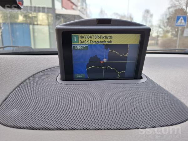 Violets Volvo S80 2000 Rīga, ar dzinēja tilpumu 2.80 L un nobraukumu 316 tūkst. km par 2100 €, foto 5 vietnē AUTOMOTO.COM.LV