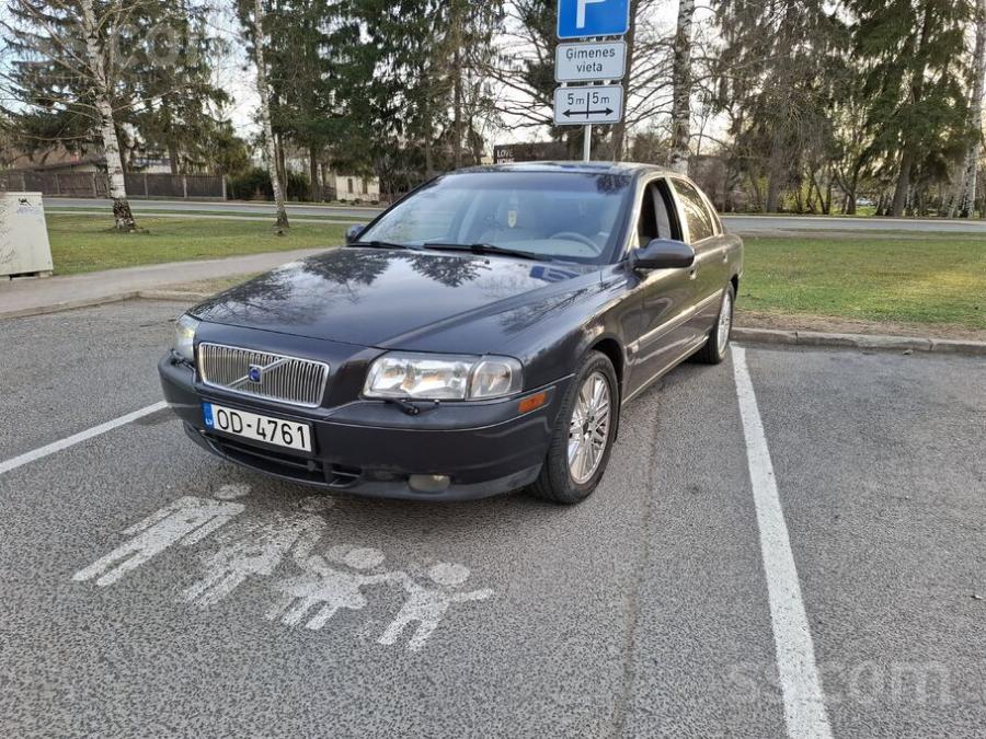 Violets Volvo S80 2000 Rīga, ar dzinēja tilpumu 2.80 L un nobraukumu 316 tūkst. km par 2100 €, foto 16 vietnē AUTOMOTO.COM.LV