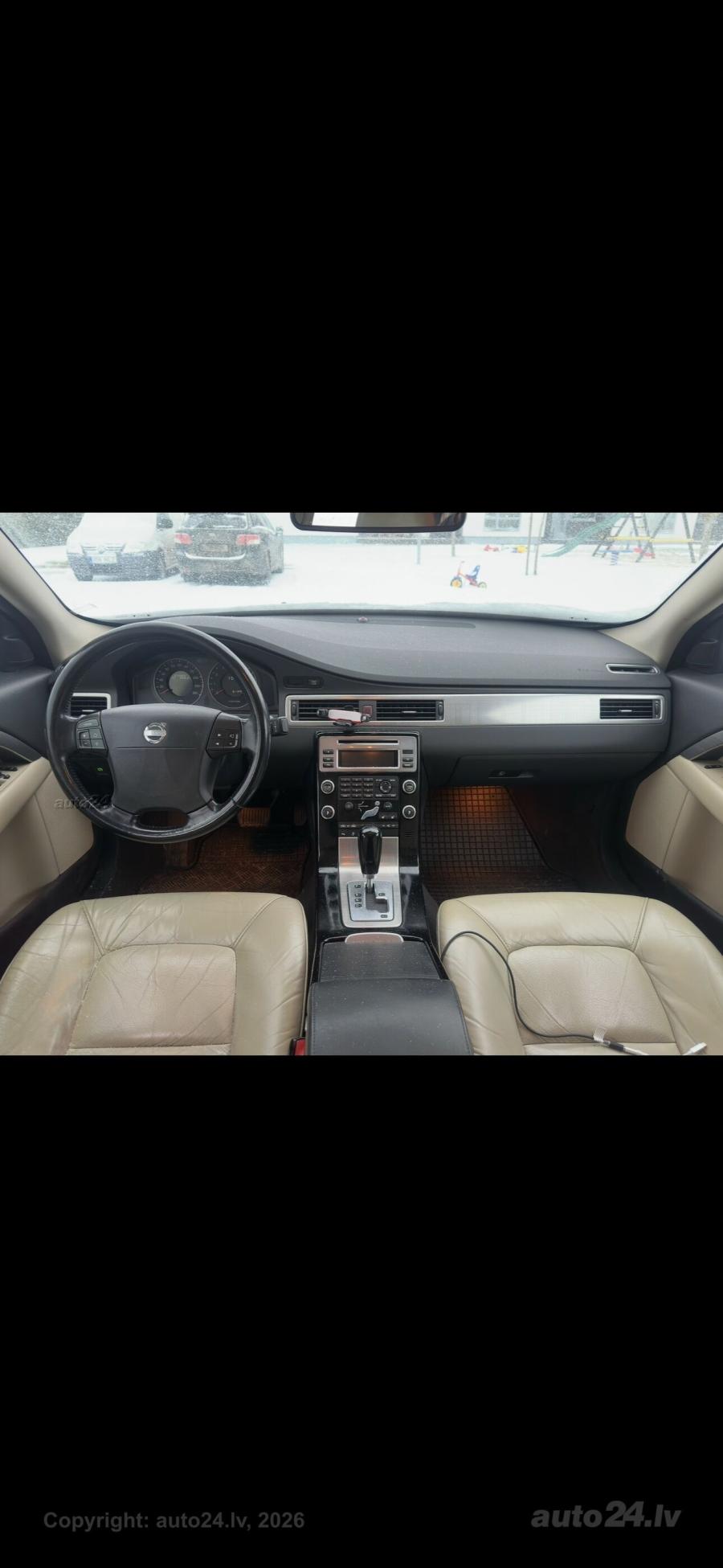 Balts Volvo S80 2007 Tallina, ar dzinēja tilpumu 3.20 L un nobraukumu 380 tūkst. km par 3500 €, foto 7 vietnē AUTOMOTO.COM.LV