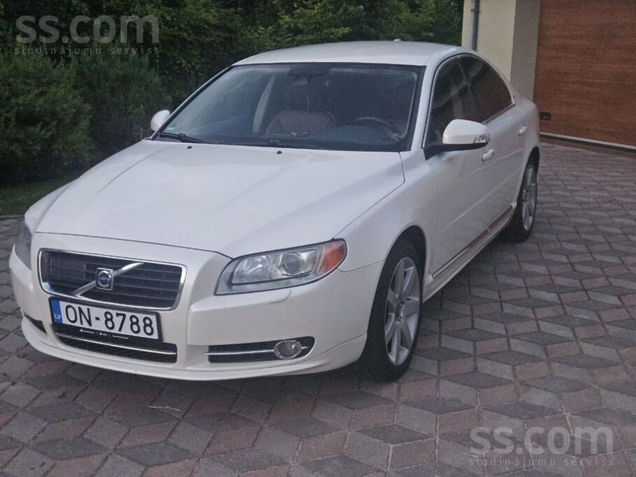 White Volvo S80 2008 in Talsi, with an engine capacity of 2.40 L and mileage of 0 thousand km for 5499 €, photo 3 on AUTOMOTO.COM.LV