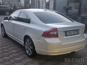 White Volvo S80 2008 in Talsi, with an engine capacity of 2.40 L and mileage of 0 thousand km for 5499 €, photo 4 on AUTOMOTO.COM.LV