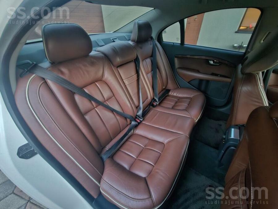 White Volvo S80 2008 in Talsi, with an engine capacity of 2.40 L and mileage of 0 thousand km for 5499 €, photo 19 on AUTOMOTO.COM.LV