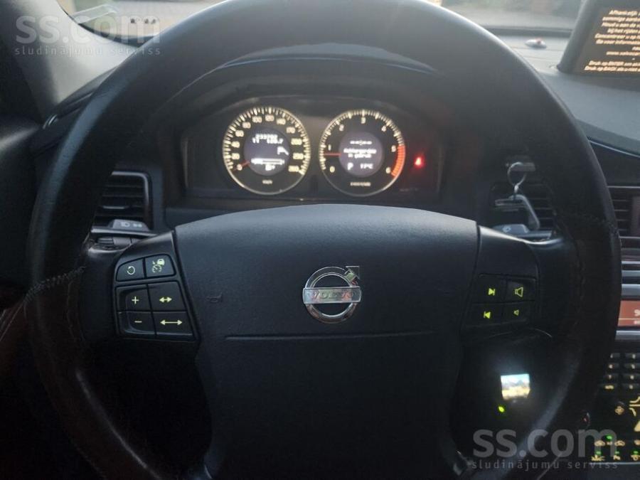 White Volvo S80 2008 in Talsi, with an engine capacity of 2.40 L and mileage of 0 thousand km for 5499 €, photo 20 on AUTOMOTO.COM.LV