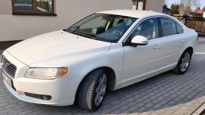 White Volvo S80 2009 in Siauliai, with an engine capacity of 2.40 L and mileage of 349 thousand km for 4200 €, photo 6 on AUTOMOTO.COM.LV
