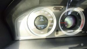 White Volvo S80 2009 in Siauliai, with an engine capacity of 2.40 L and mileage of 349 thousand km for 4200 €, photo 24 on AUTOMOTO.COM.LV