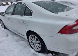 Balts Volvo S80 2010 Marijampole, ar dzinēja tilpumu 1.56 L un nobraukumu 233 tūkst. km par 5450 €, foto 5 vietnē AUTOMOTO.COM.LV