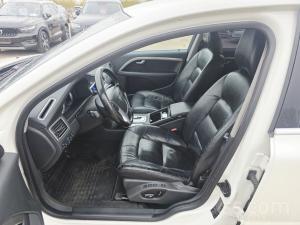 Balts Volvo S80 2010 Daugavpils, ar dzinēja tilpumu 2.40 L un nobraukumu 0 tūkst. km par 5300 €, foto 18 vietnē AUTOMOTO.COM.LV