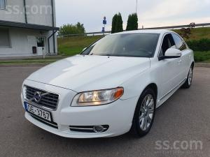 White Volvo S80 2010 in Daugavpils, with an engine capacity of 2.40 L and mileage of 0 thousand km for 4800 €, photo 13 on AUTOMOTO.COM.LV