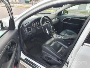 White Volvo S80 2010 in Daugavpils, with an engine capacity of 2.40 L and mileage of 0 thousand km for 4800 €, photo 14 on AUTOMOTO.COM.LV