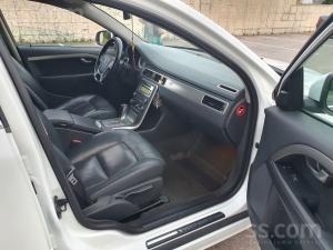 White Volvo S80 2010 in Daugavpils, with an engine capacity of 2.40 L and mileage of 0 thousand km for 4800 €, photo 16 on AUTOMOTO.COM.LV